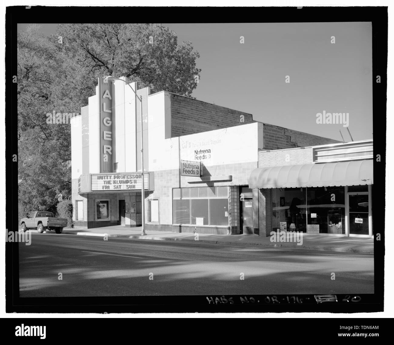 Concession stand Black and White Stock Photos & Images - Alamy
