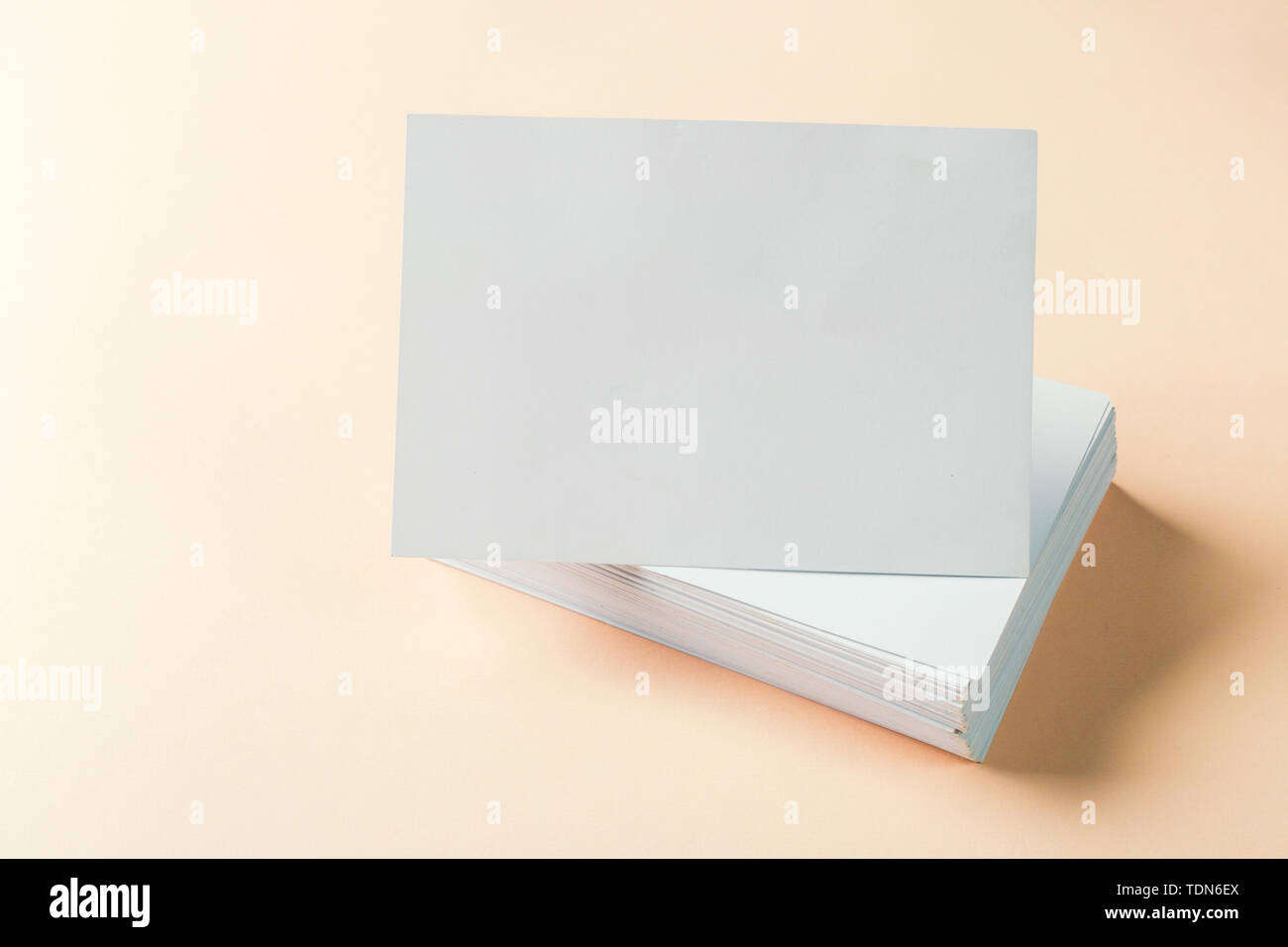 paper blank business cards Stock Photo - Alamy