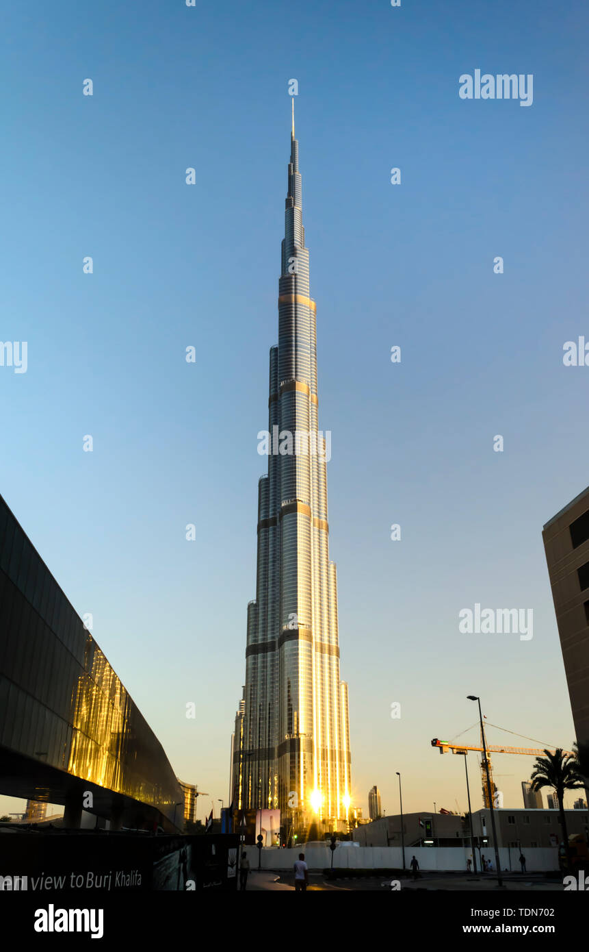 Burj khalifa united arab emirates hi-res stock photography and images ...
