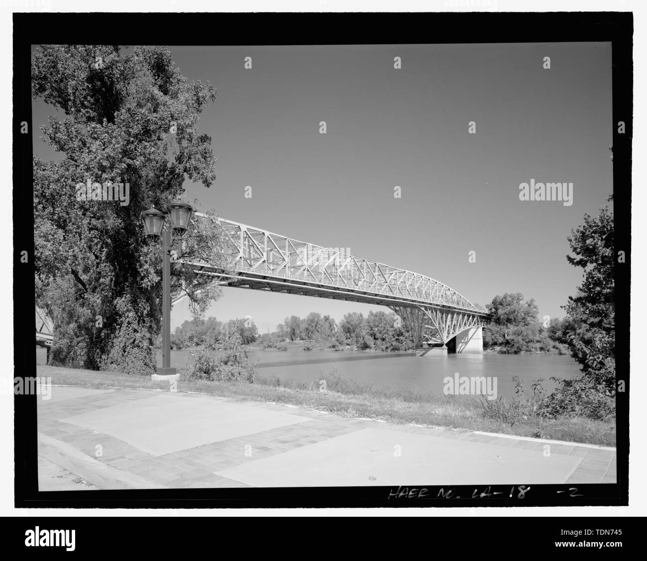 River allen and bridge Black and White Stock Photos & Images - Alamy