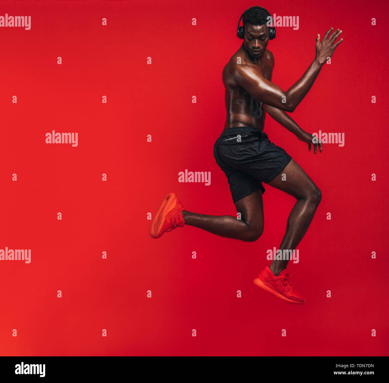 African american sports man hi-res stock photography and images - Alamy