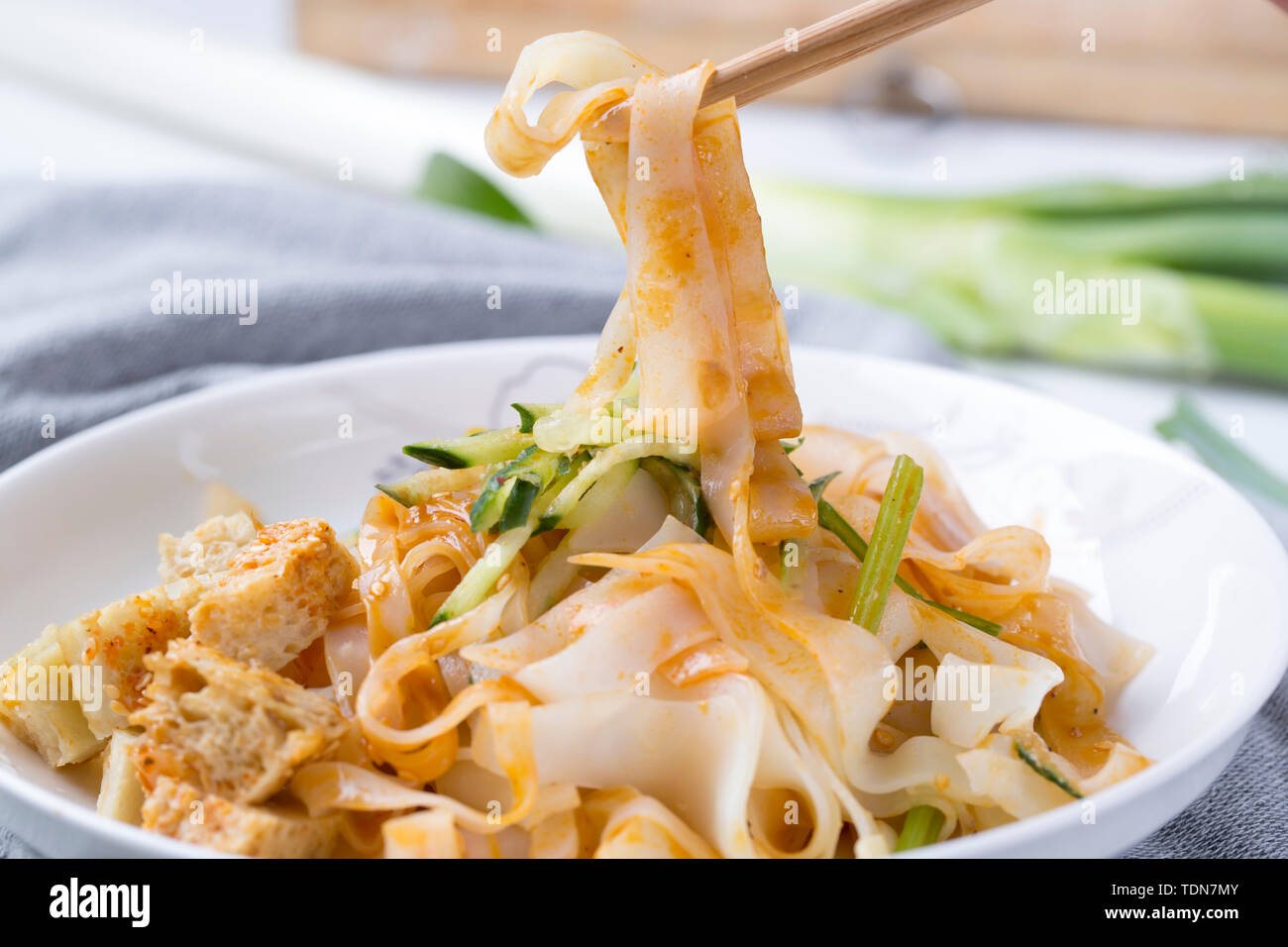 Cold skin, traditional Chinese summer cuisine Stock Photo - Alamy