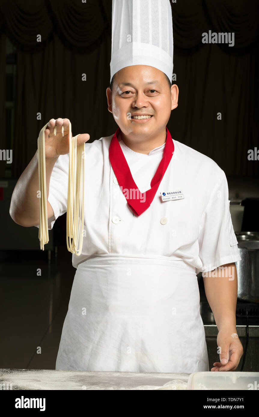Ramen chef hi-res stock photography and images - Alamy