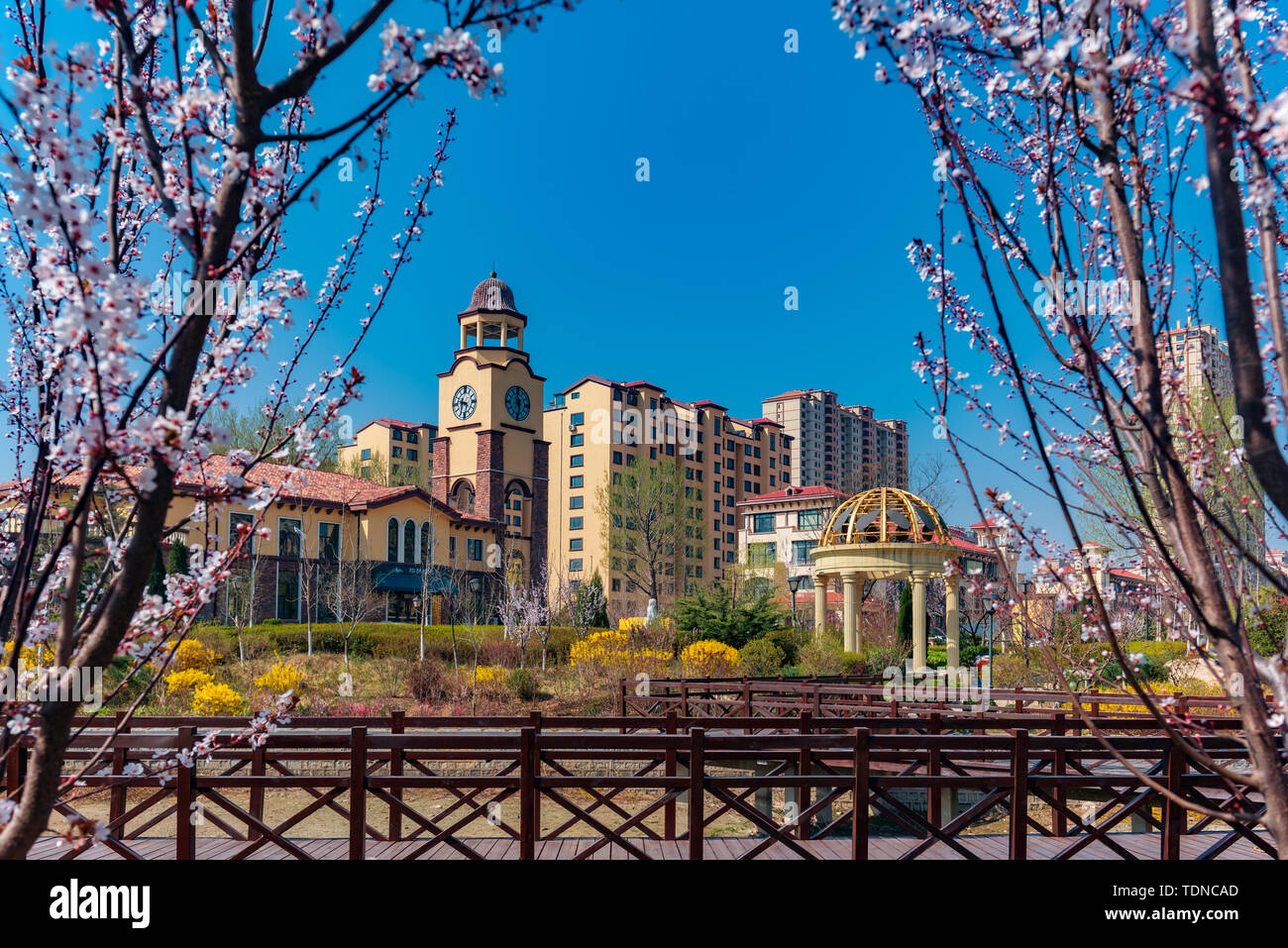 Beautiful city scenery Stock Photo - Alamy