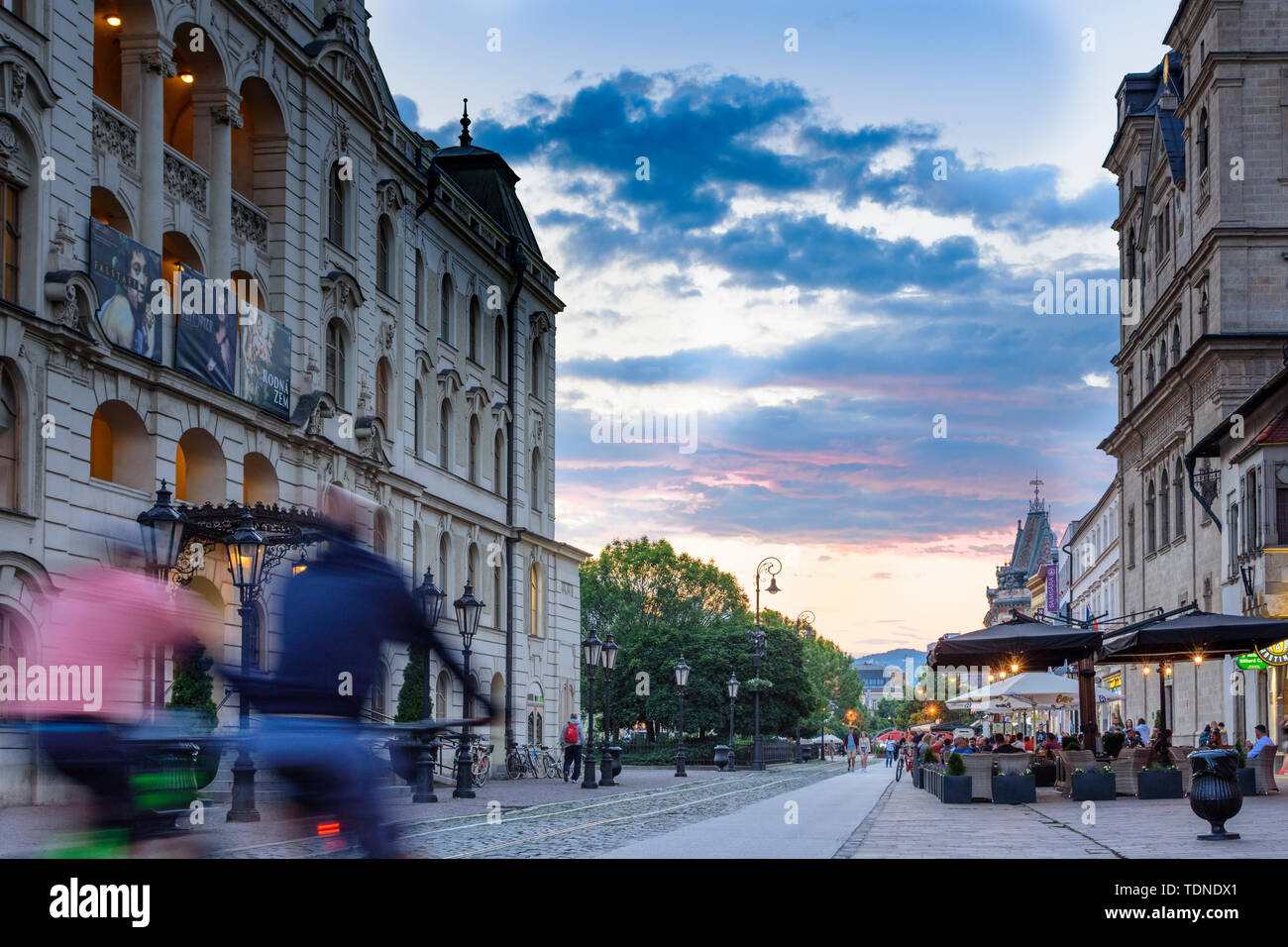 Kosice (Kaschau): main square Hlavna, State Theatre (left) in ...