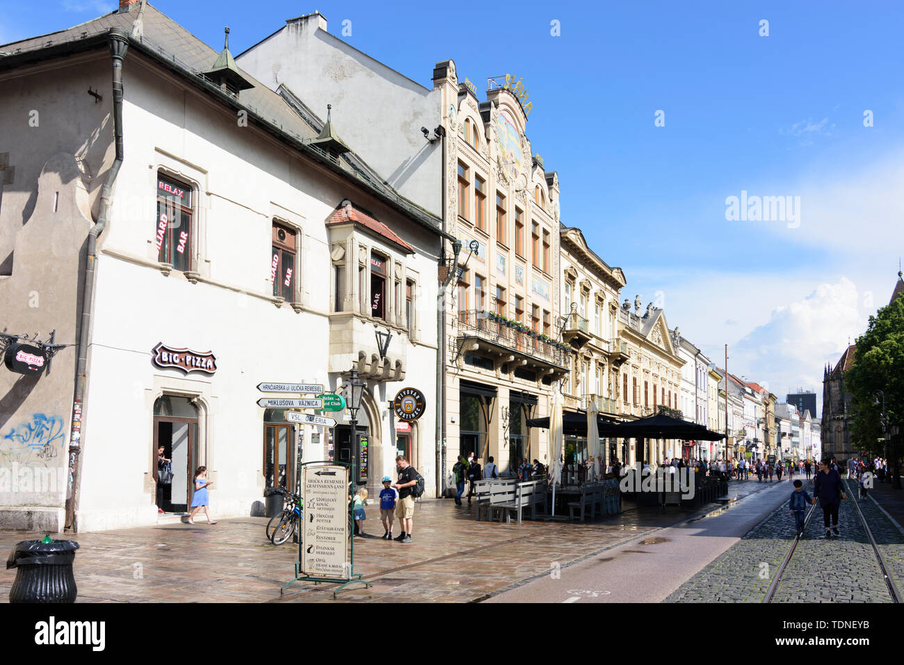 Kosice (Kaschau): main square Hlavna, hotel Slavia, restaurant in ...