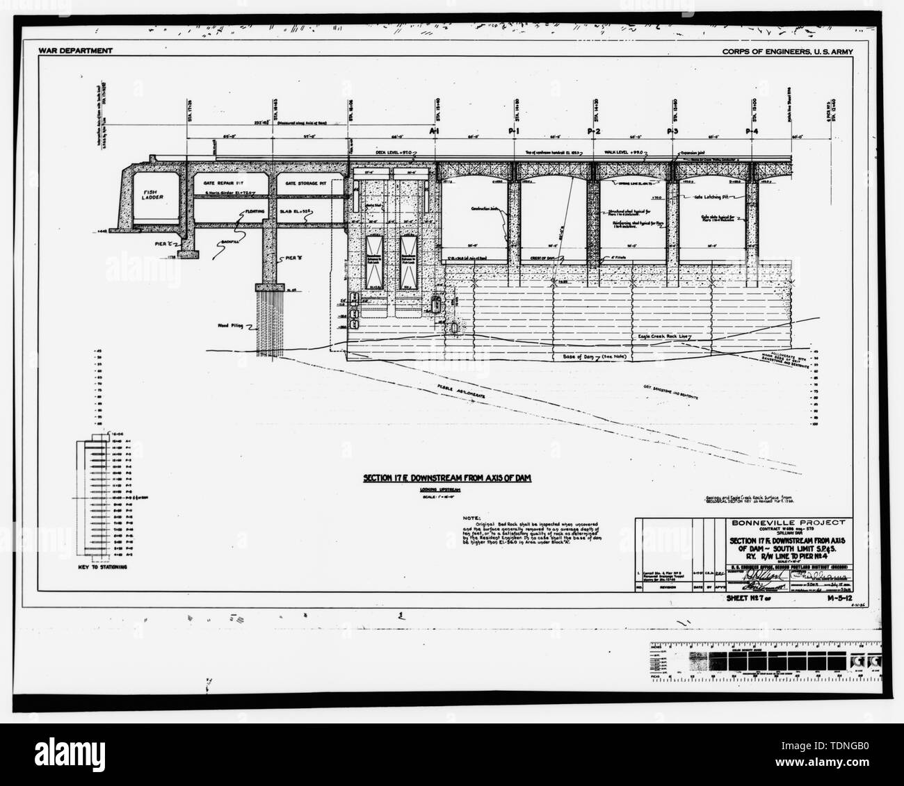 12 ft 7 hi-res stock photography and images - Alamy