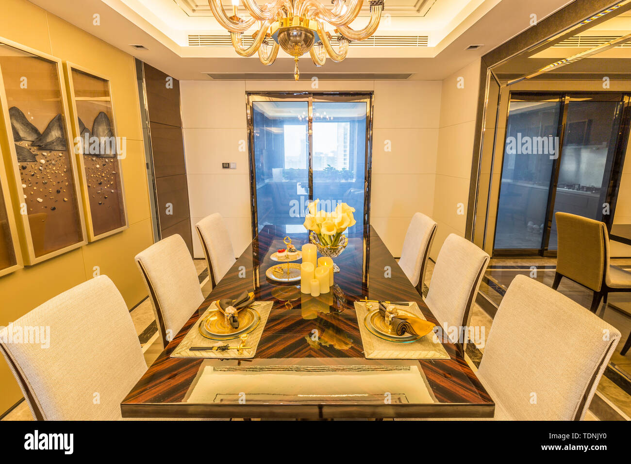 Interior of the model room Stock Photo - Alamy