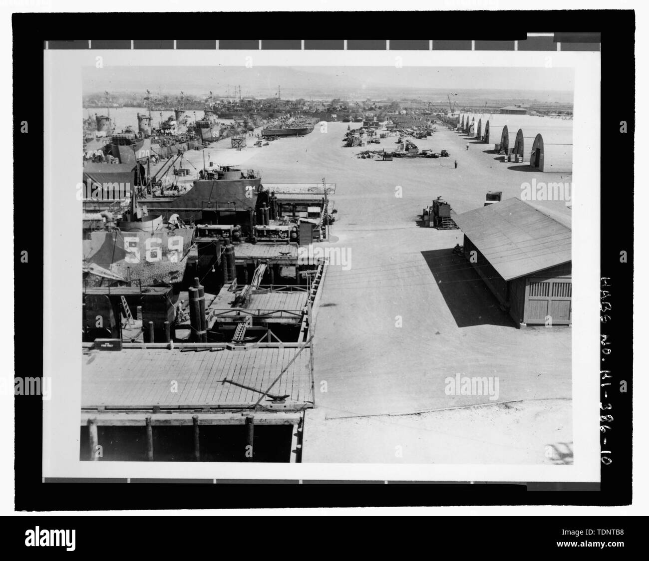 U s navy amphibious construction hi-res stock photography and images ...