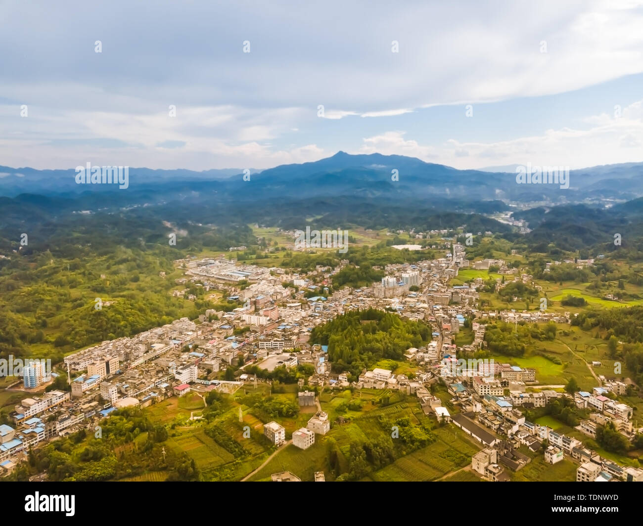 Enshi tujia miao autonomous prefecture hi-res stock photography and ...