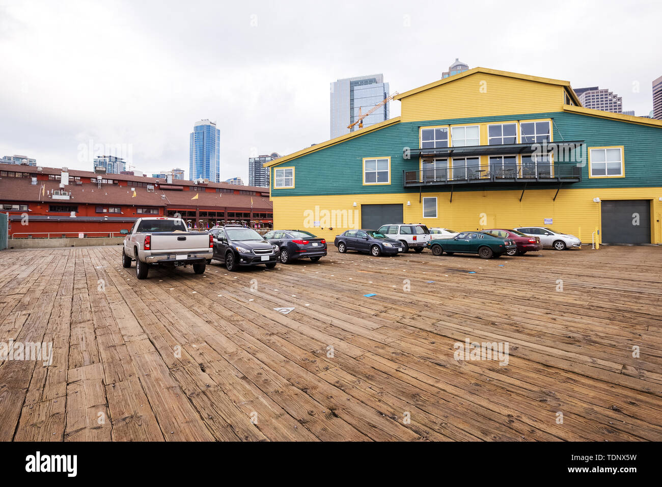 Wooden parking house hi-res stock photography and images - Alamy