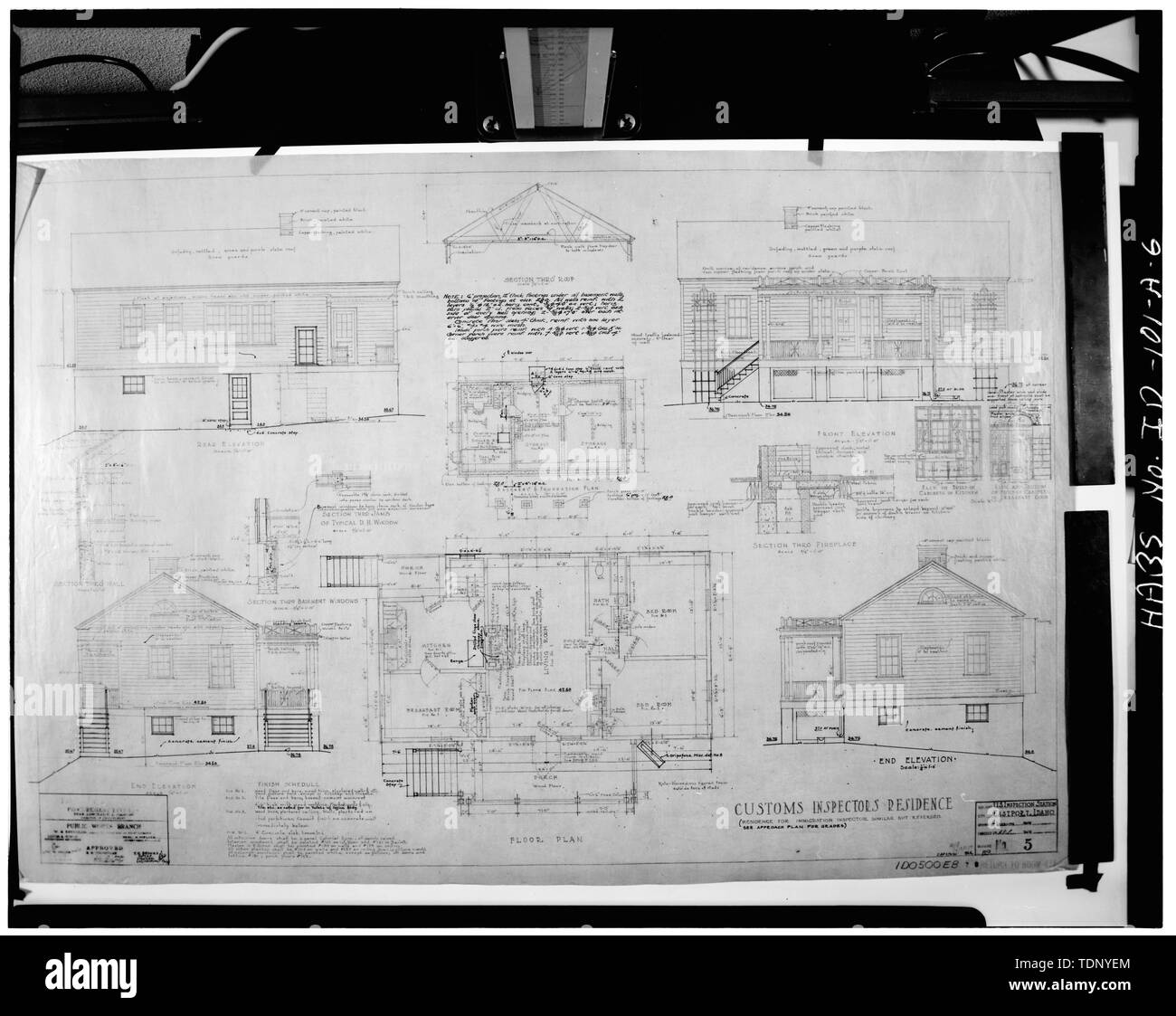 U s customs and border inspection hi-res stock photography and images ...