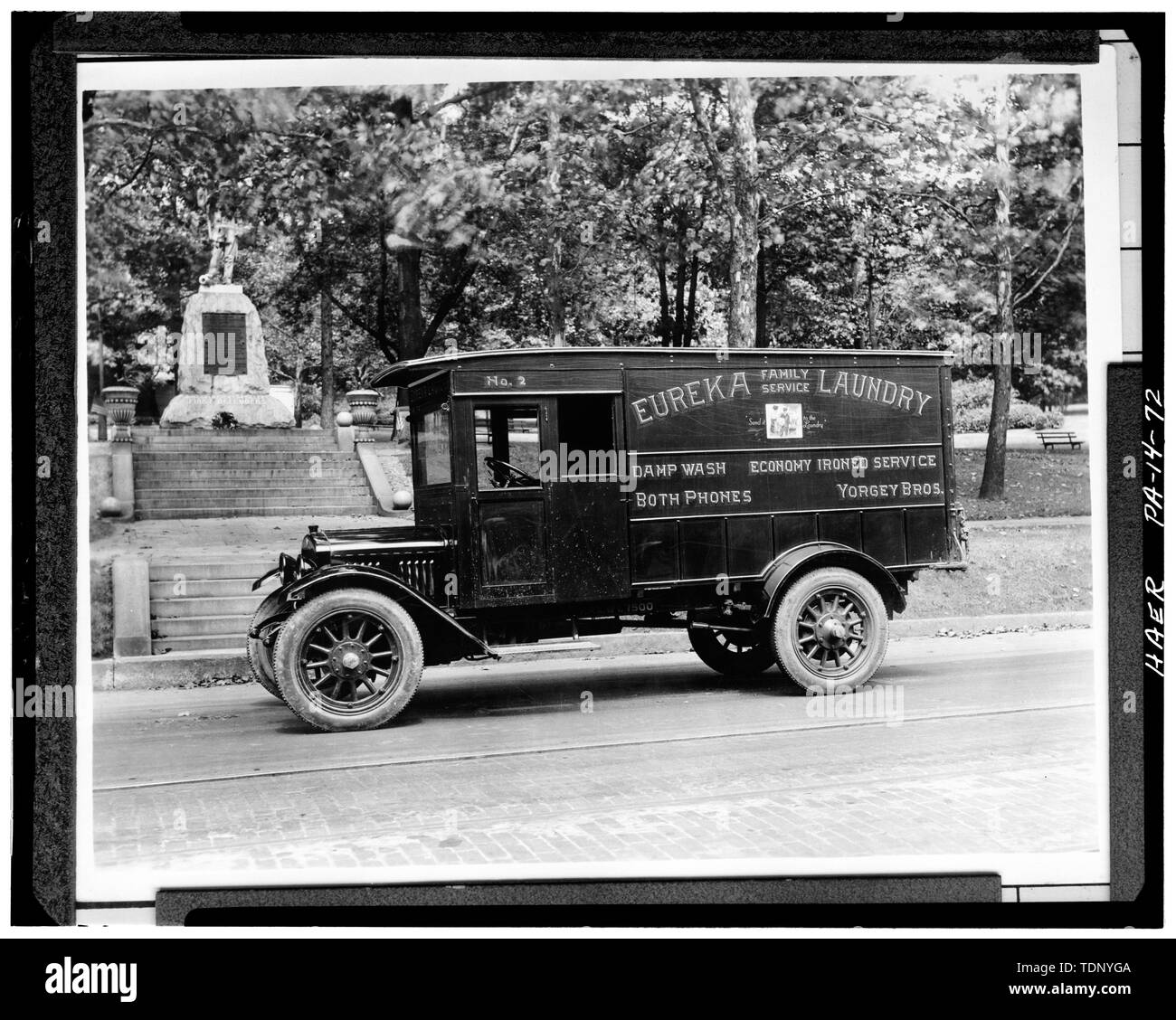 Franklin truck Black and White Stock Photos & Images - Alamy