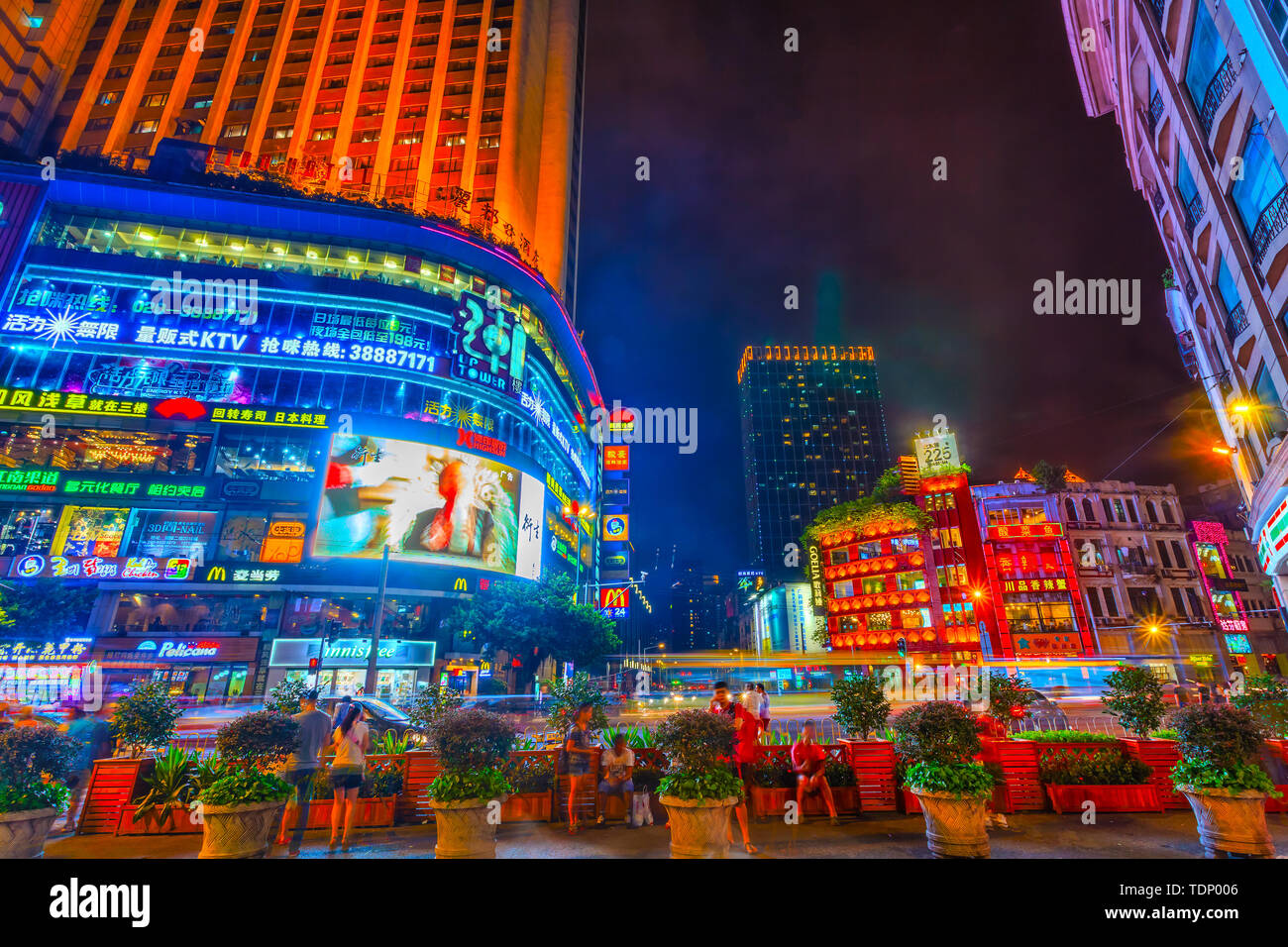 Night view of Beijing Road, Guangzhou Stock Photo - Alamy