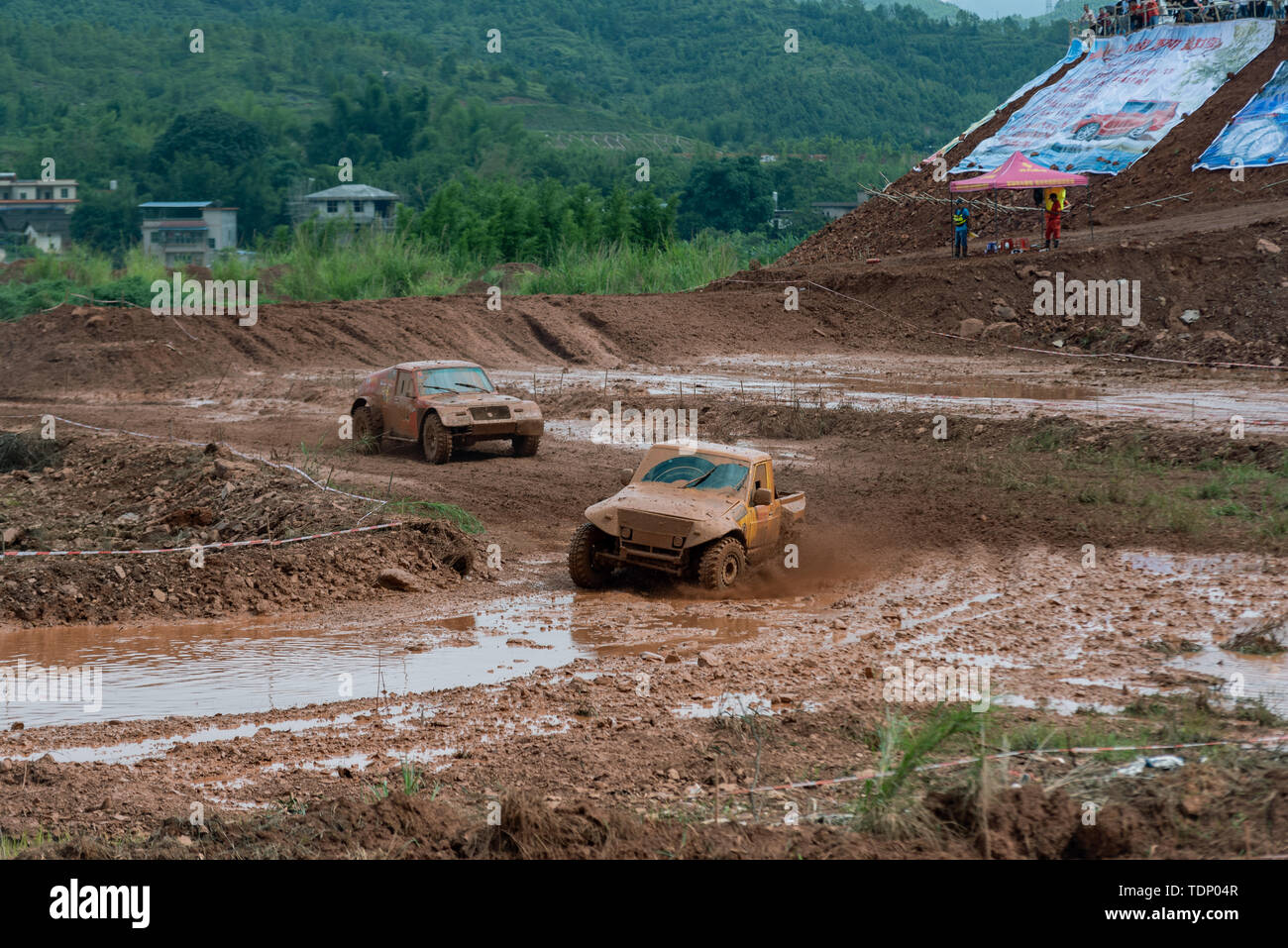 Land Cruiser Outdoor Car Cross Country Competition Stock Photo - Alamy