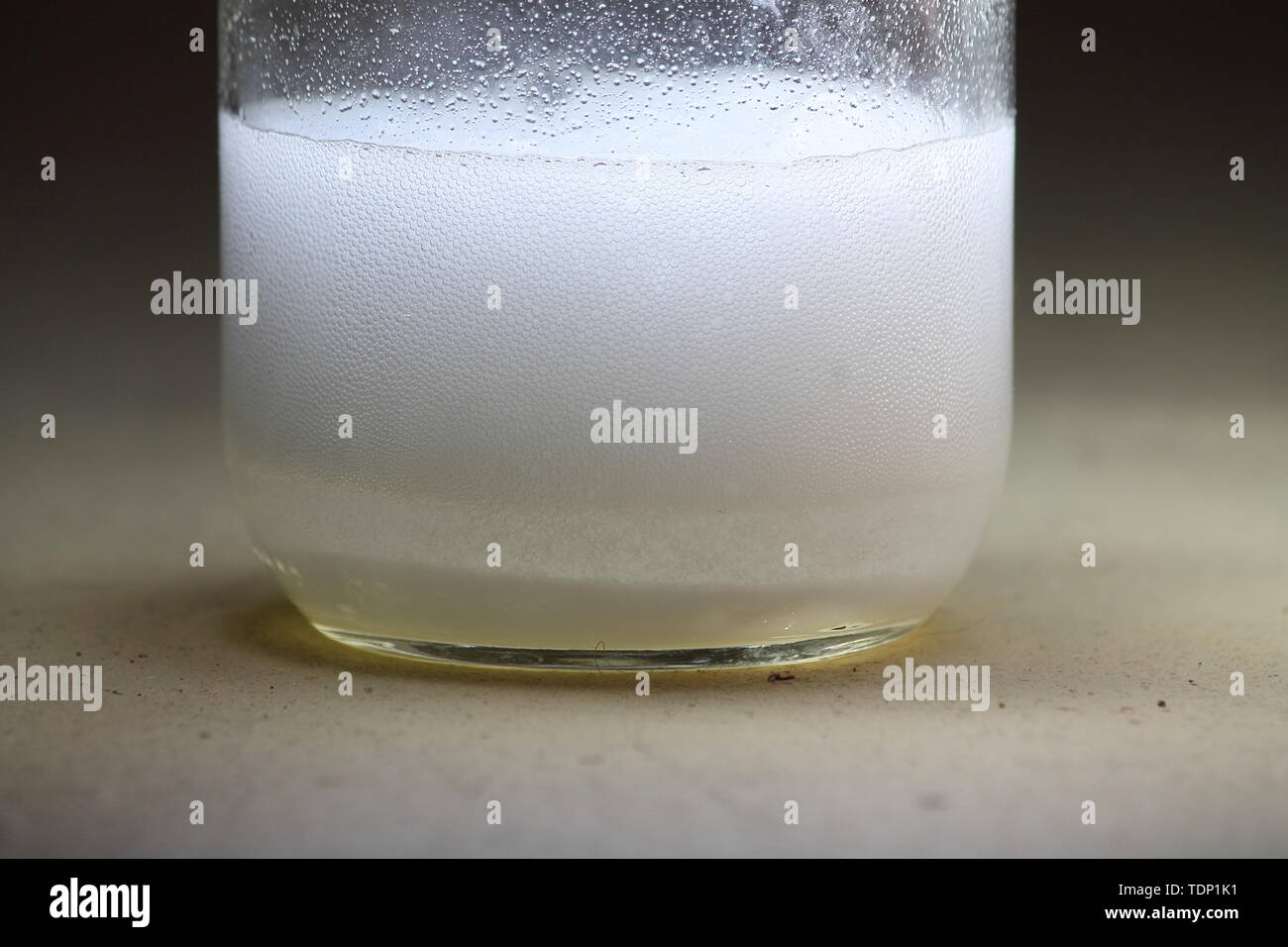 Vinegar And Baking Soda Fizz