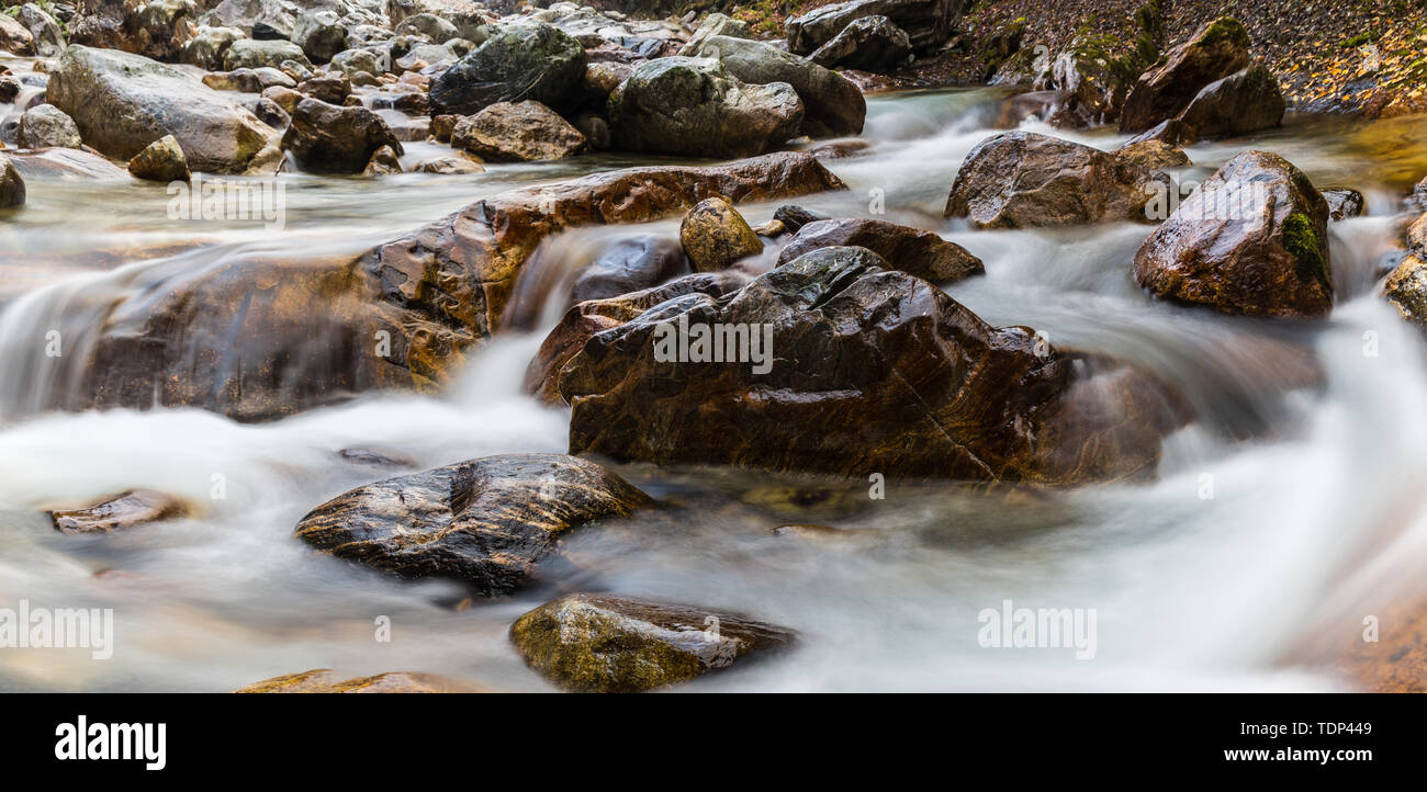 Shaanxi Qinling Taibai Mountain Great Arrow Gully Rock Flow Waterfall ...