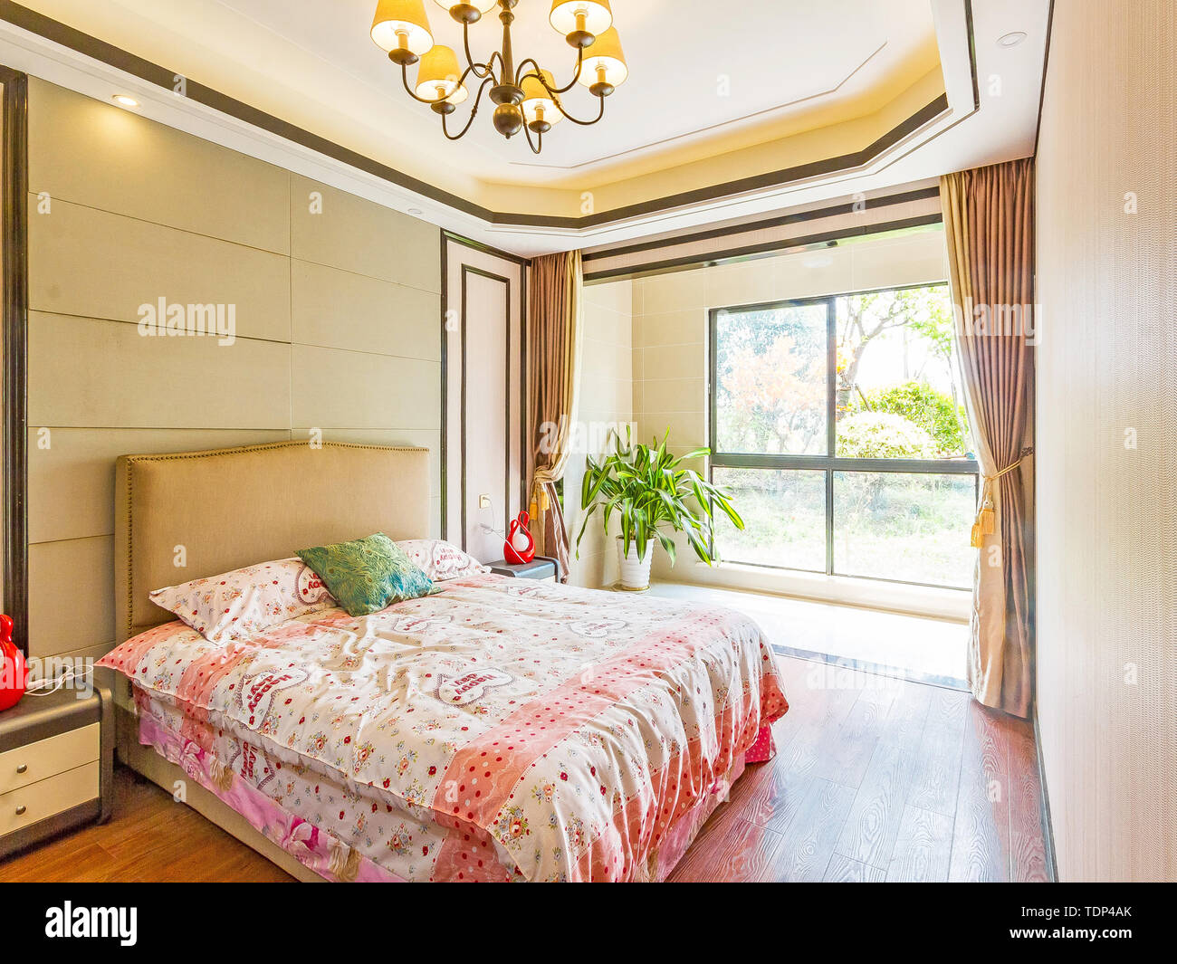 Bedroom, sleep, comfortable and comfortable rest environment, different ...