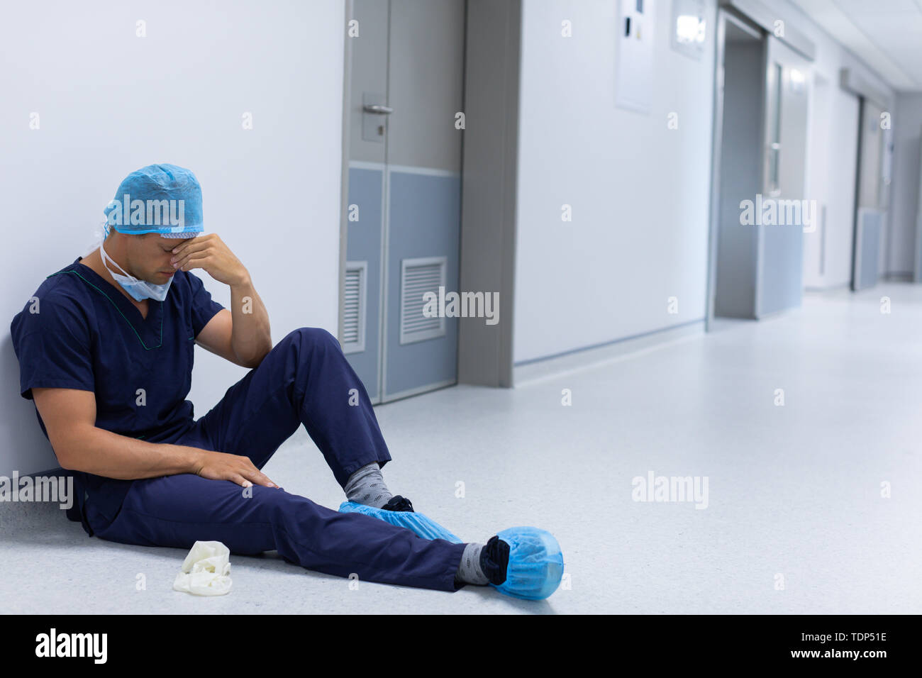 Hand over face hi-res stock photography and images - Alamy