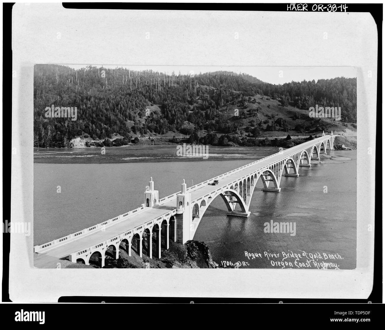 Gold river highway Black and White Stock Photos & Images - Alamy