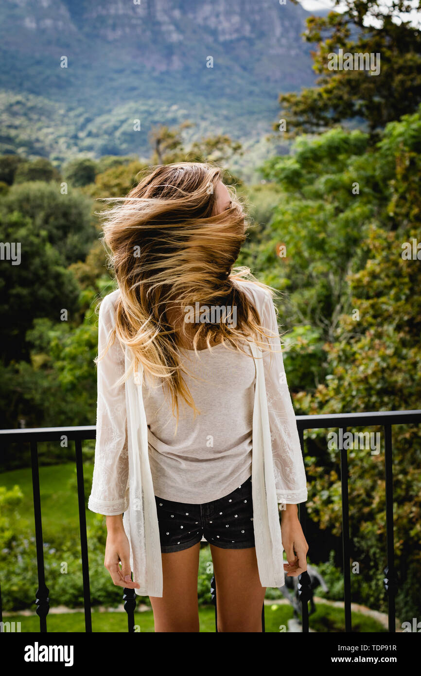 Caucasian woman shaking head in hi-res stock photography and images - Alamy