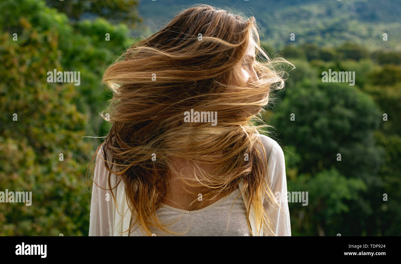 Caucasian woman shaking head in hi-res stock photography and images - Alamy