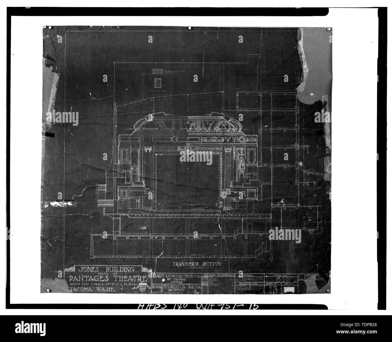 Proscenium arch hi-res stock photography and images - Alamy