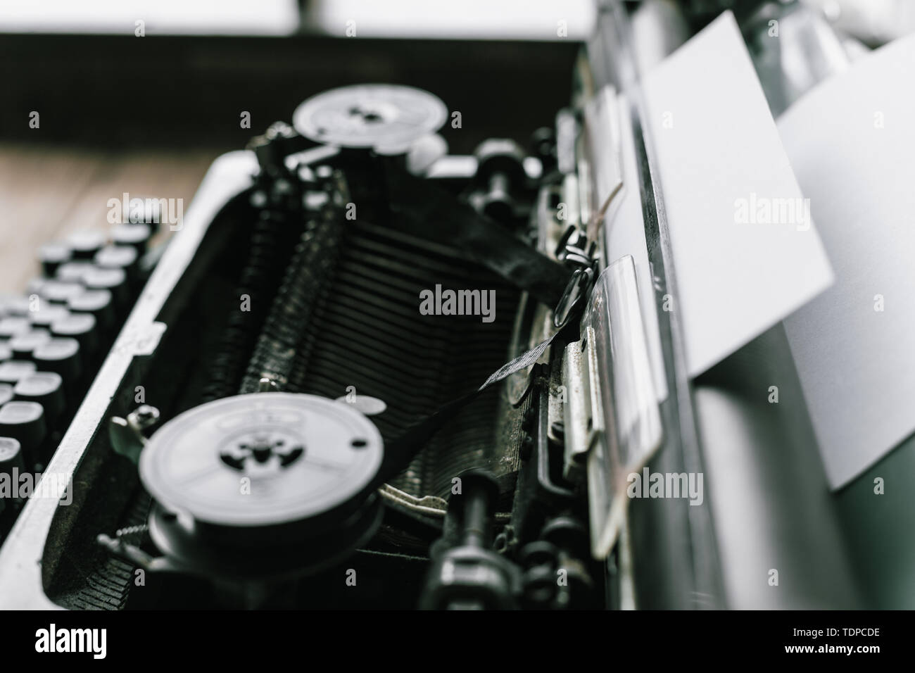 Antique Typewriter. Vintage Typewriter Machine Stock Photo - Alamy