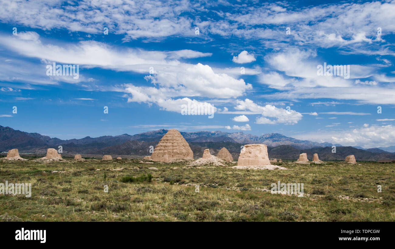 Xixia king mausoleum hi-res stock photography and images - Alamy