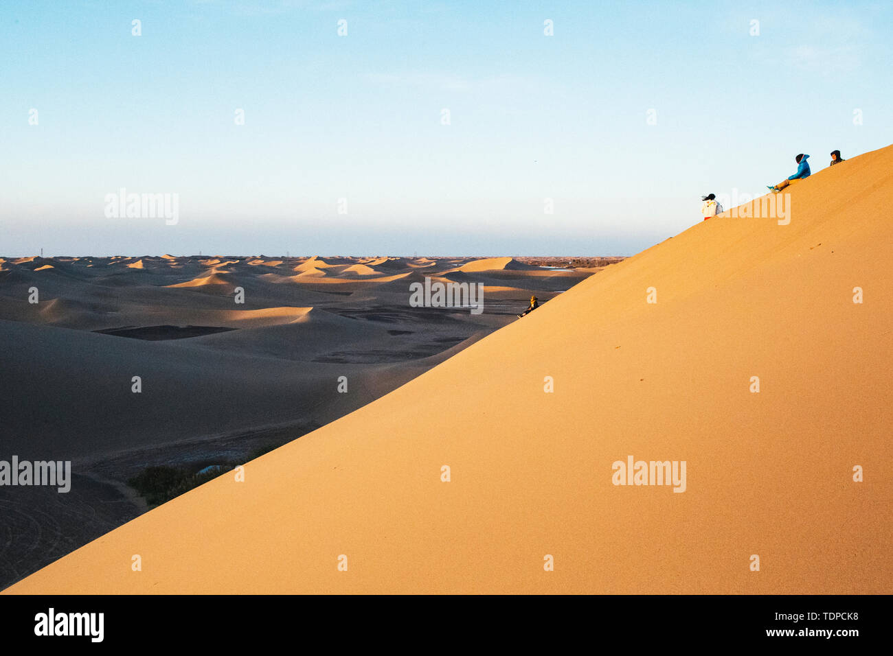 Jeering hi-res stock photography and images - Alamy