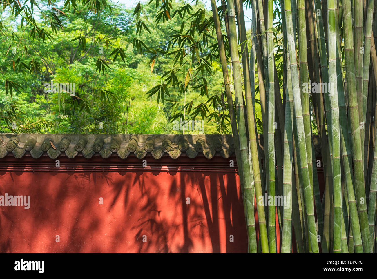 Chinese building red wall background picture Stock Photo - Alamy