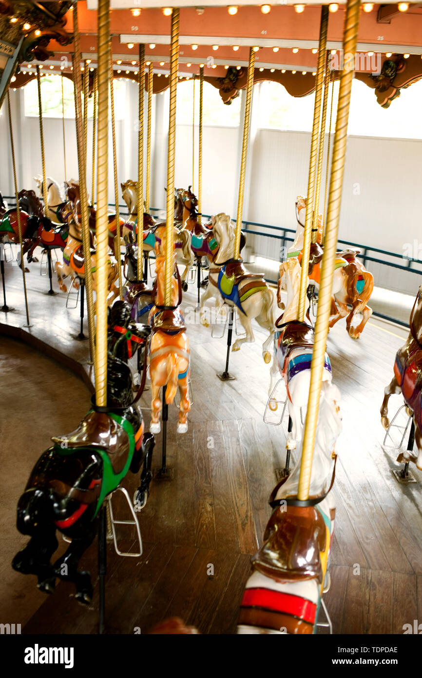 Empty carousel at an amusement park Stock Photo - Alamy