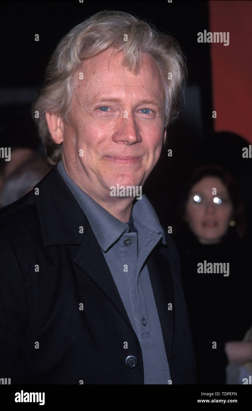 Actor BRUCE DAVISON @ 'EDTV' movie premiere. (Credit Image: Chris ...
