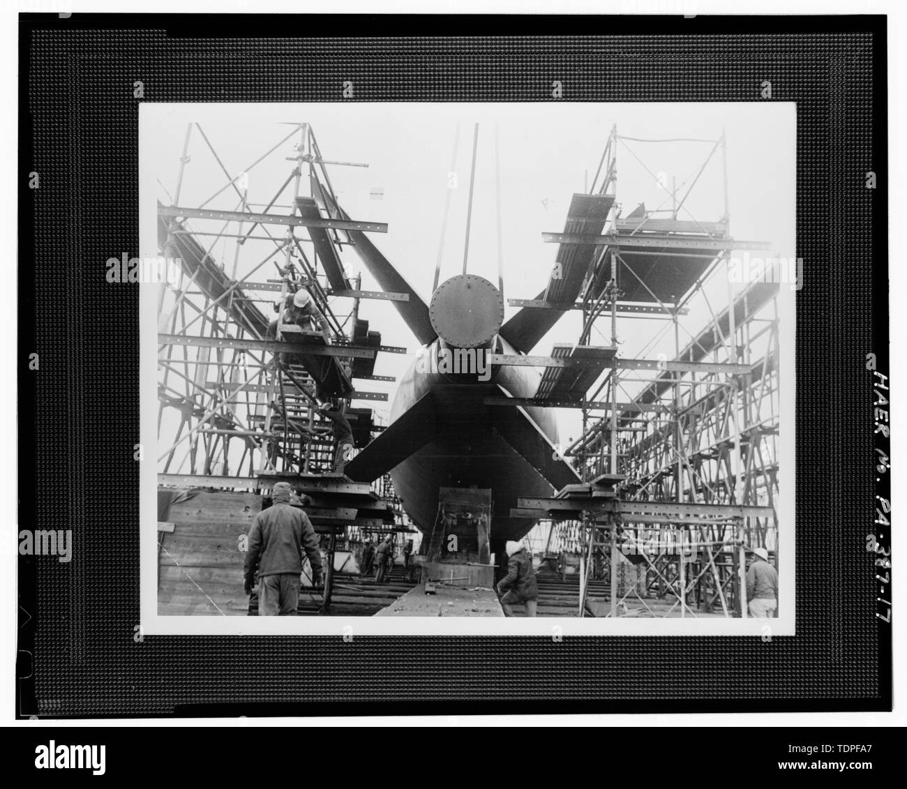Philadelphia Naval Shipyard High Resolution Stock Photography and ...