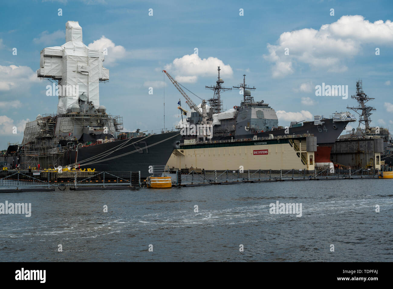 Norfolk naval base hi-res stock photography and images - Alamy