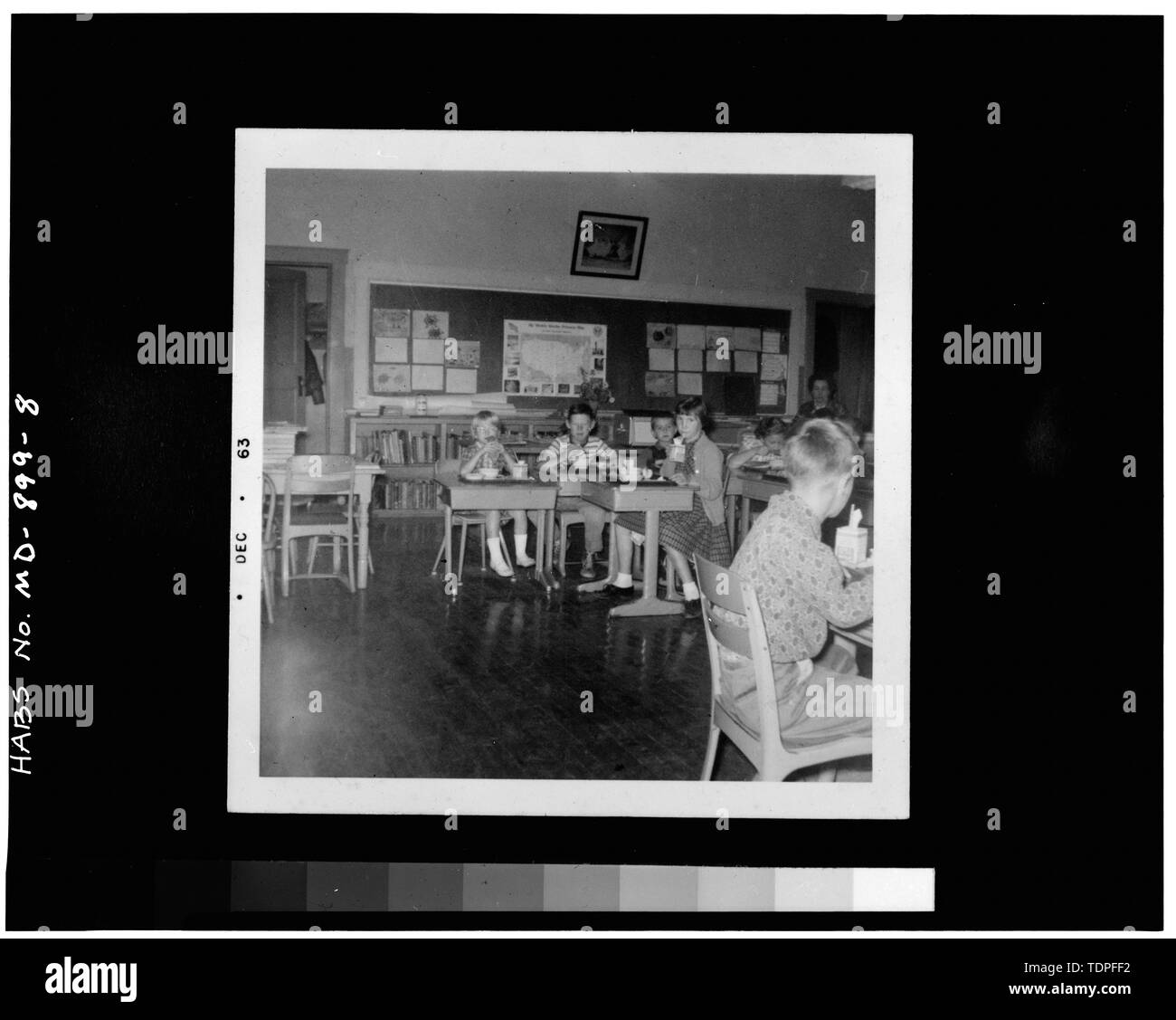 Students from primary school Black and White Stock Photos & Images - Alamy