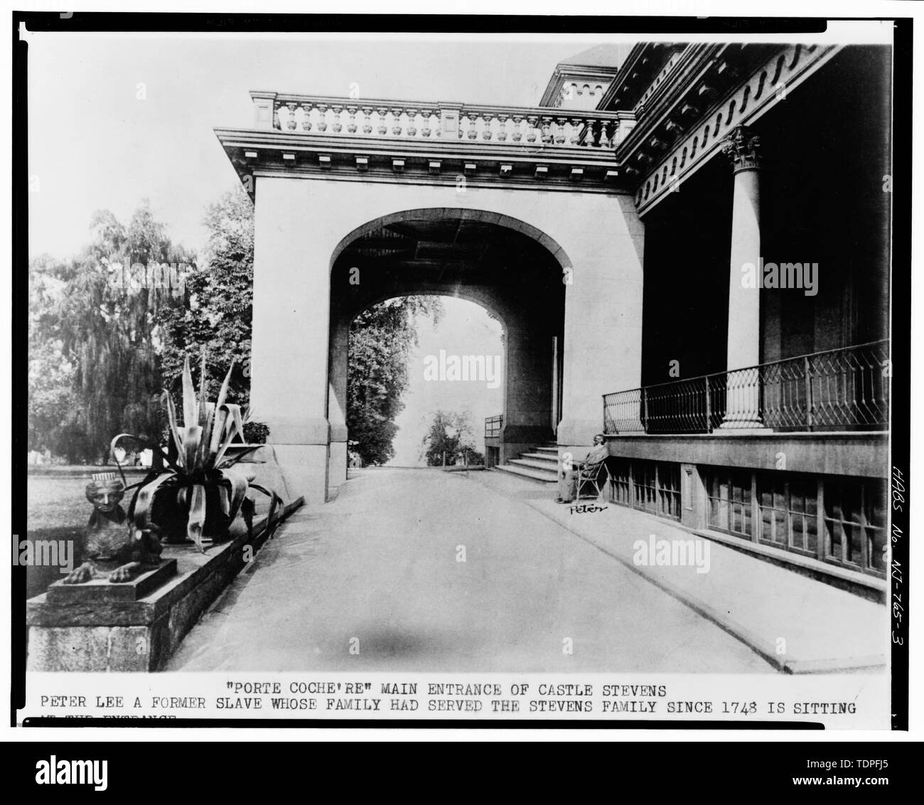 (original in collection of New Jersey Historical Society) PORT-COCHERE ...