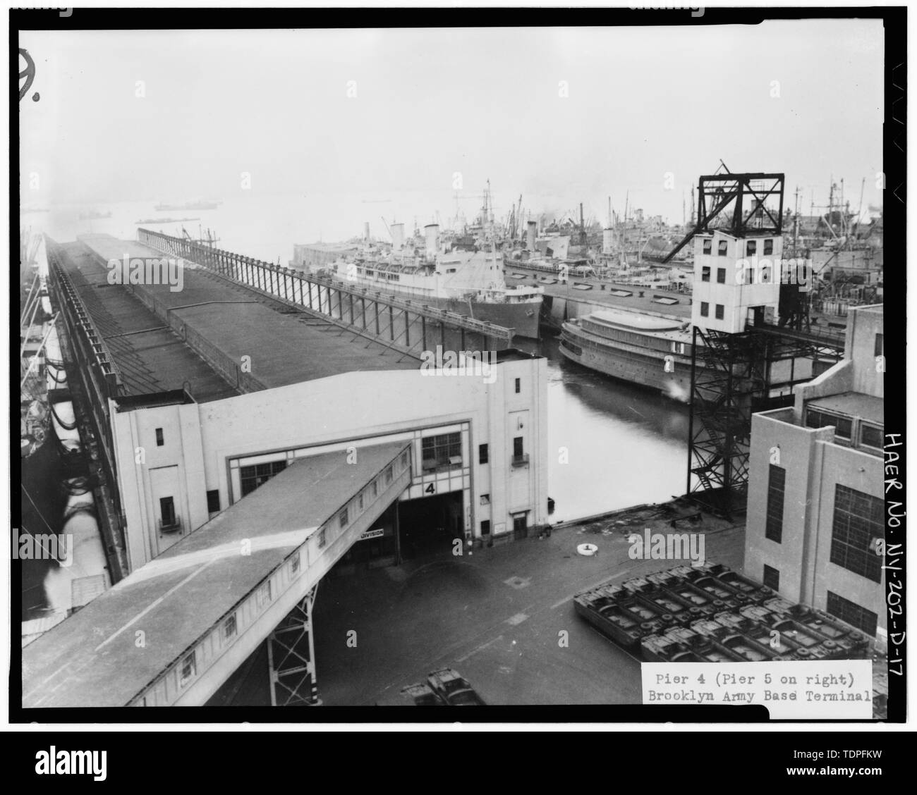 Usa base Black and White Stock Photos & Images - Alamy