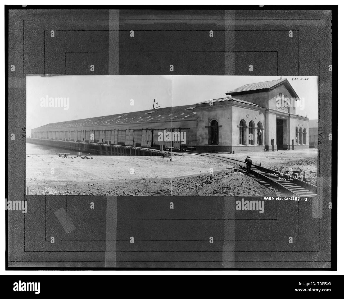42 historic building Black and White Stock Photos & Images - Alamy