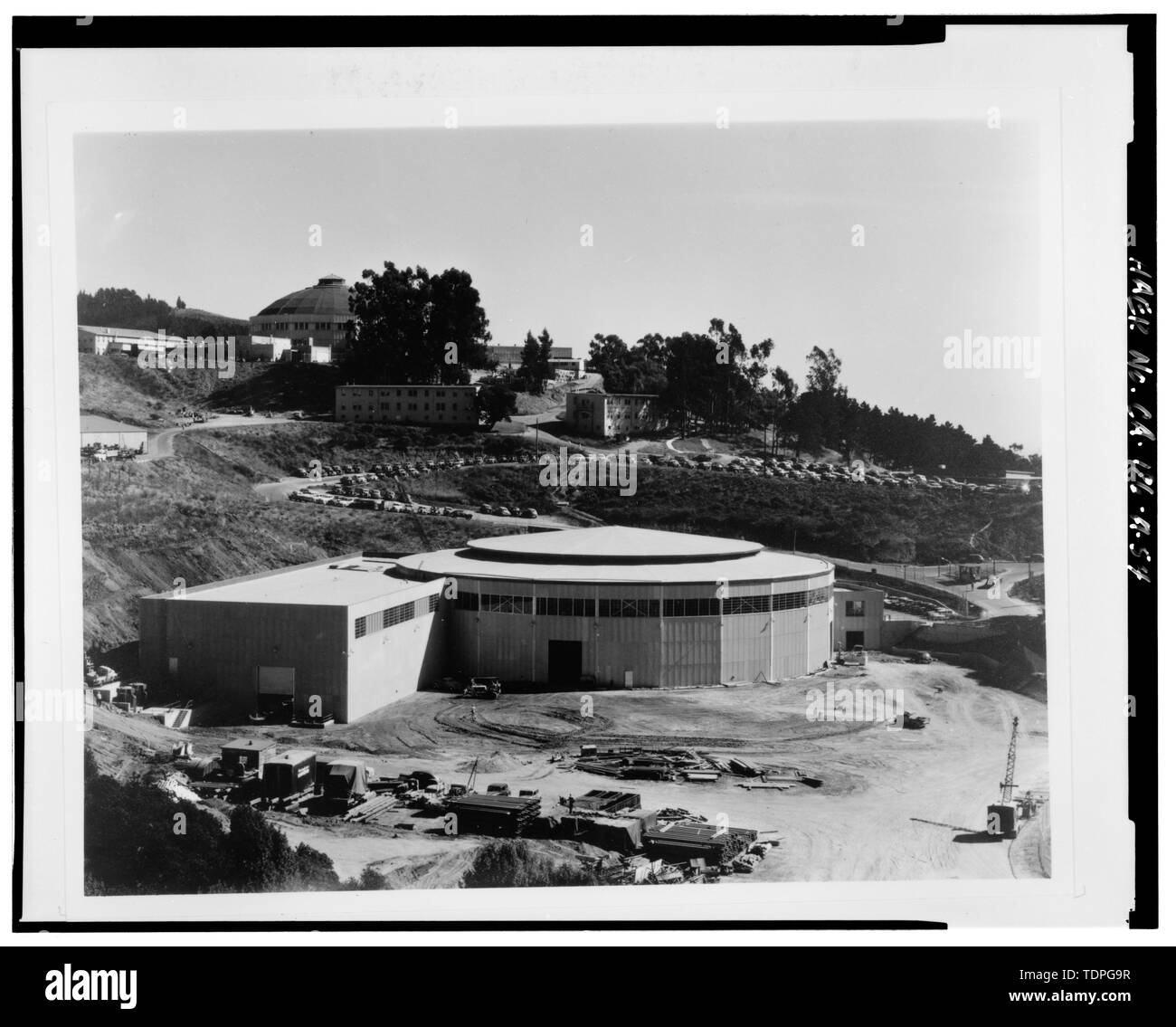 Building 328 Black and White Stock Photos & Images - Alamy