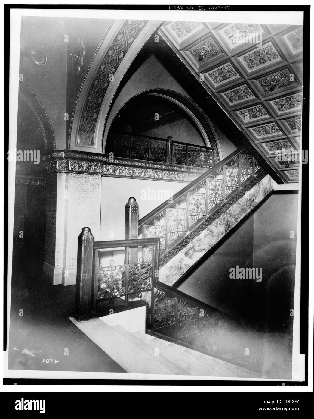 Auditorium building chicago detail Black and White Stock Photos ...