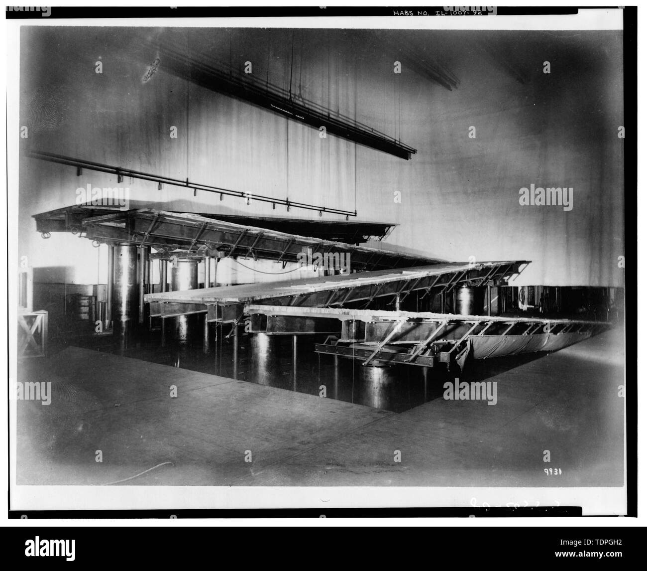 -9931. AUDITORIUM - SECTION OF STAGE ELEVATED BY HYDRAULIC POWER ...