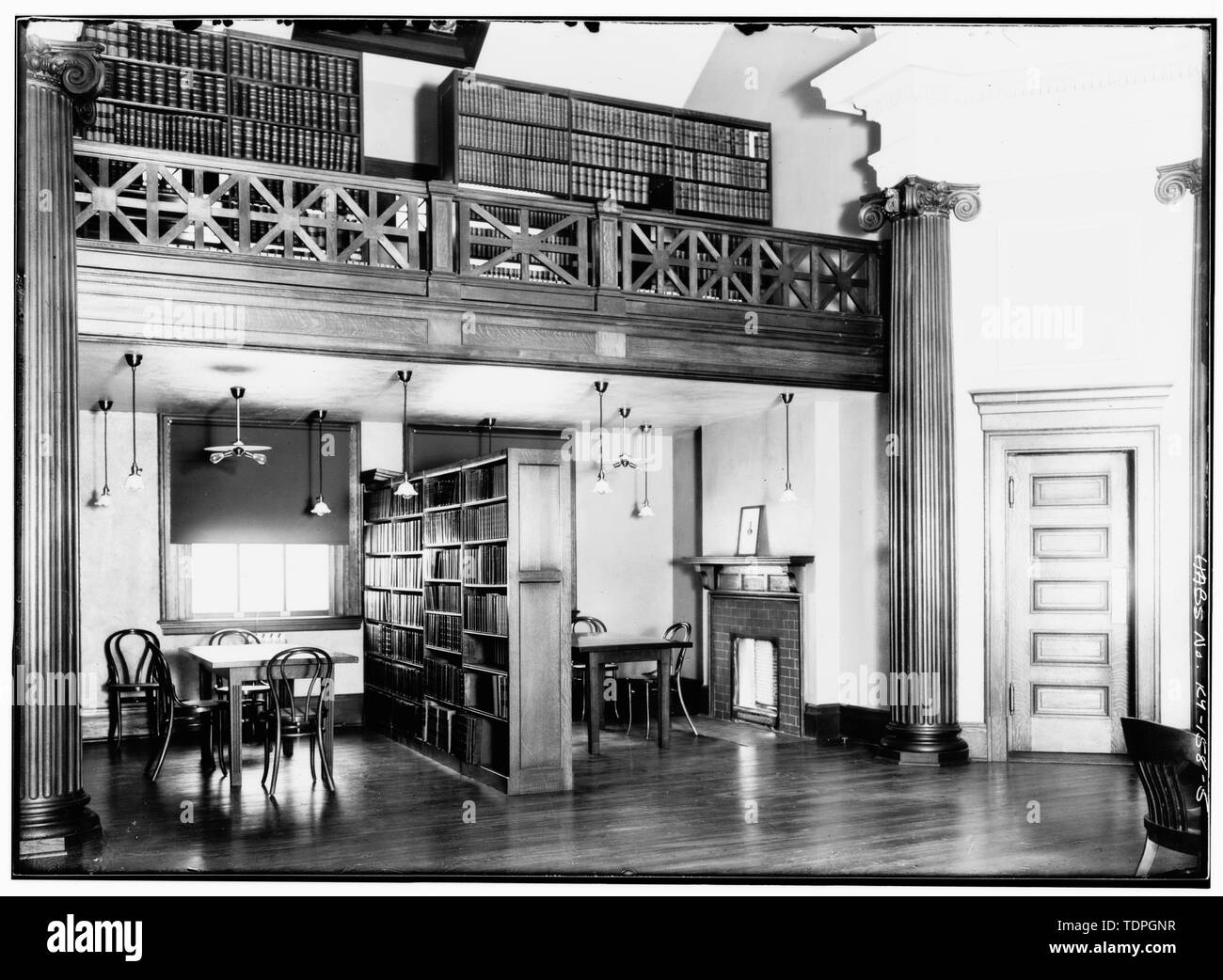 First floor balcony Black and White Stock Photos & Images - Alamy