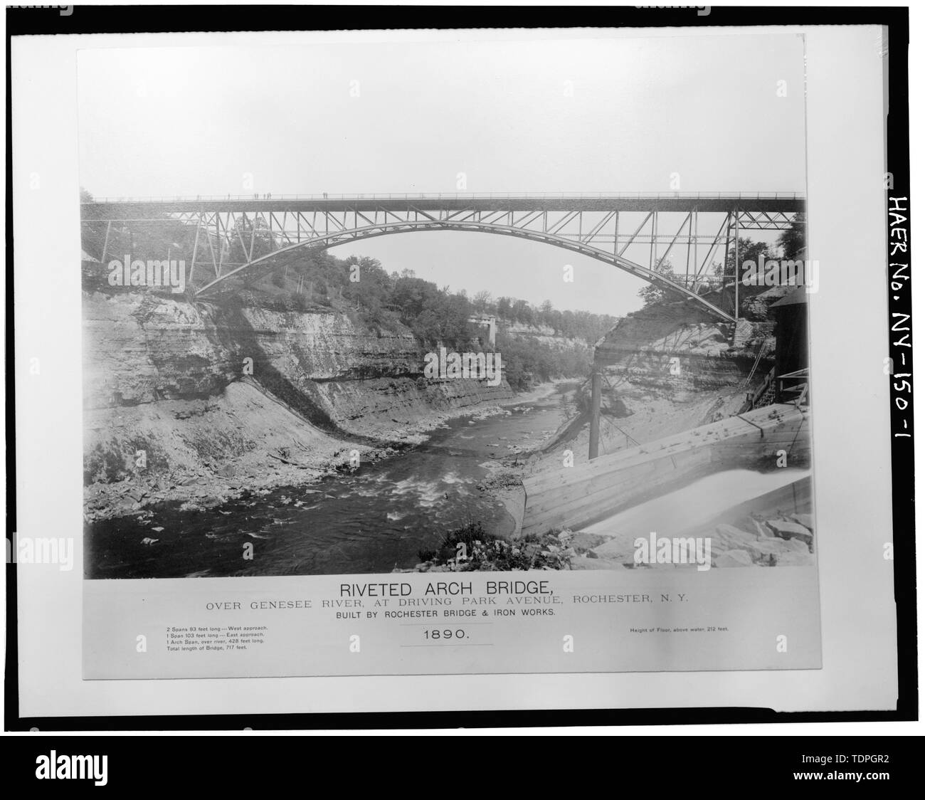 Rochester new york bridge Black and White Stock Photos & Images - Alamy