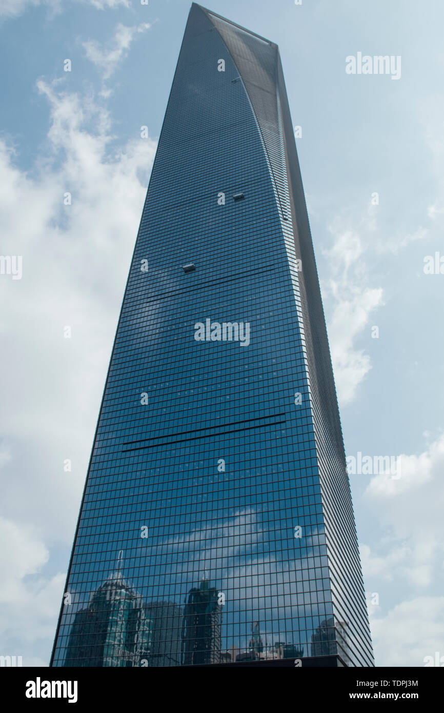 Global financial center shanghai center hi-res stock photography and ...