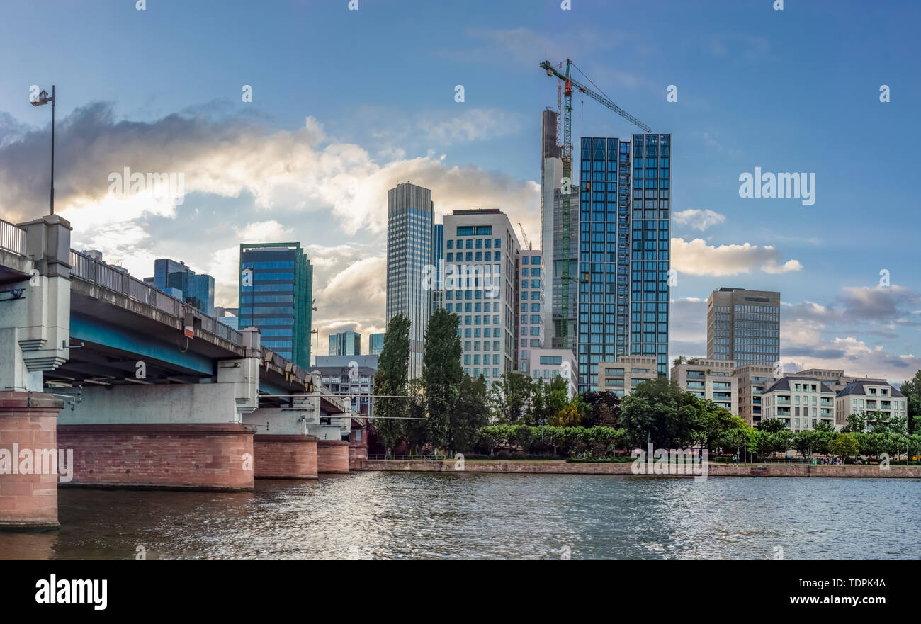 Bridge over main river hi-res stock photography and images - Alamy