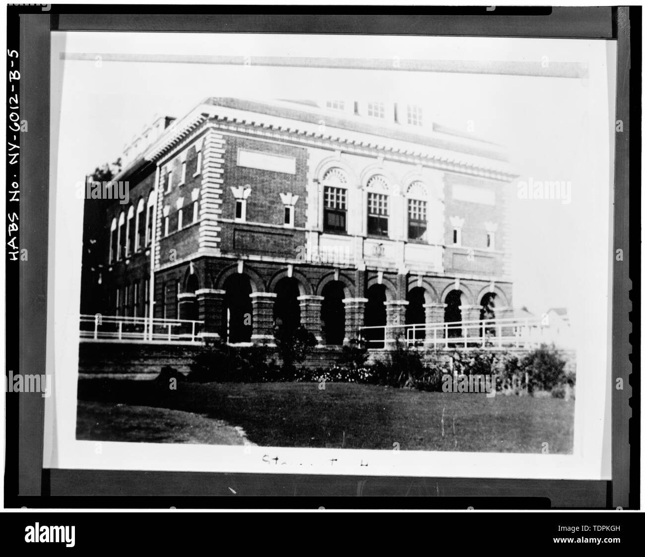 Irving hall hi-res stock photography and images - Alamy