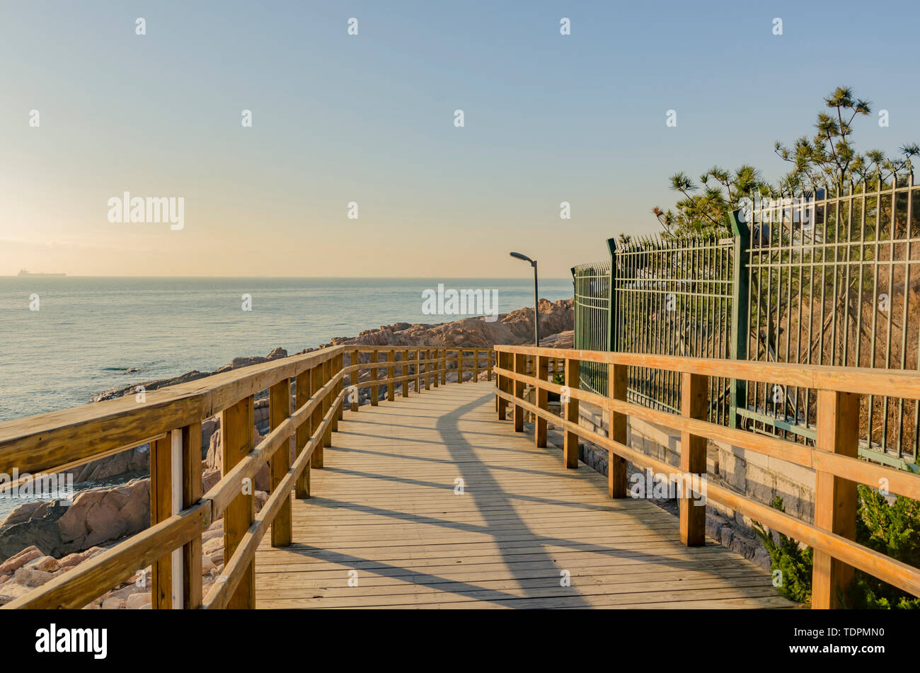 Boardwalk by the sea Stock Photo - Alamy