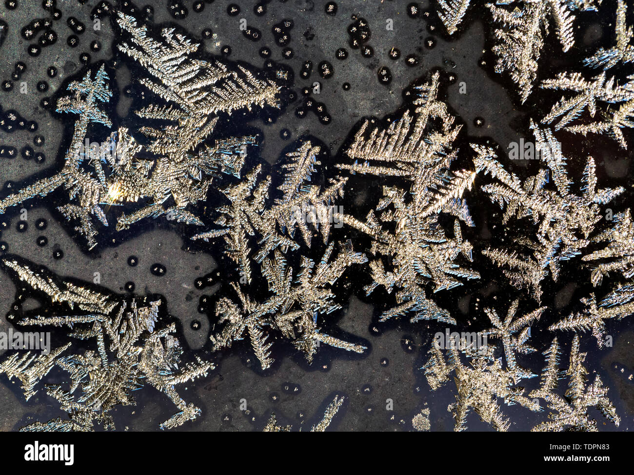 Extreme close up frost patterns hi-res stock photography and images - Alamy