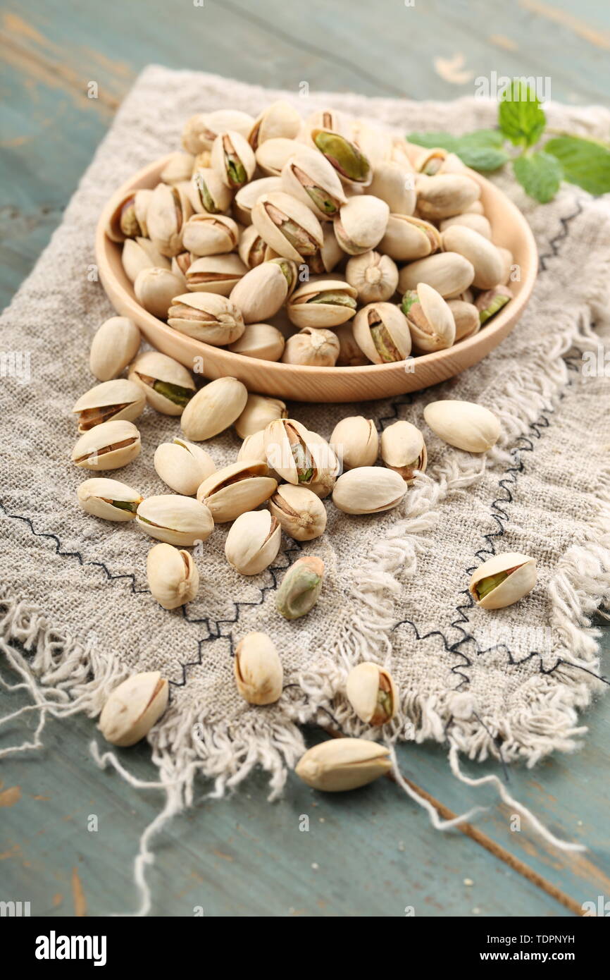 Pistachio snacks hi-res stock photography and images - Alamy